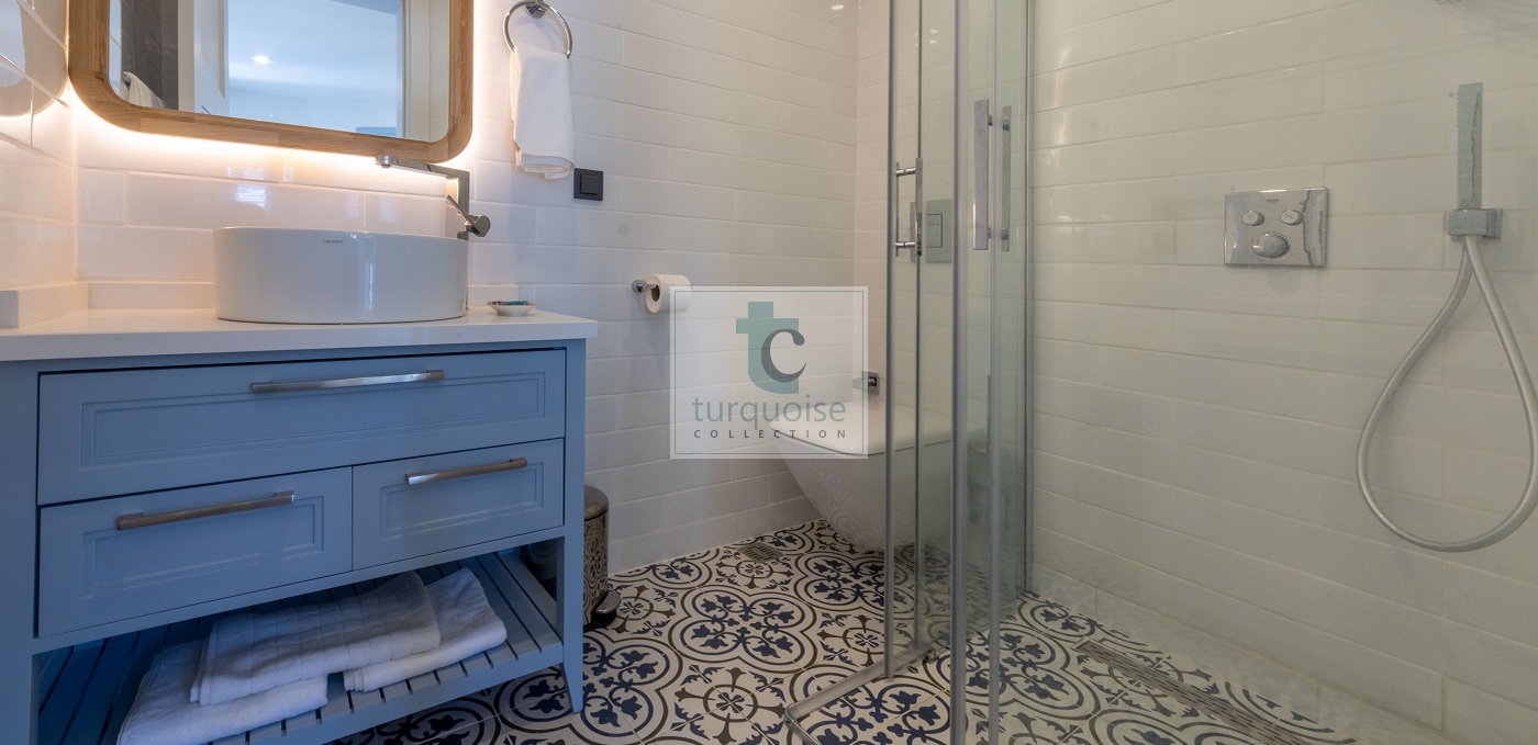Villa Kisla | The Turquoise Collection